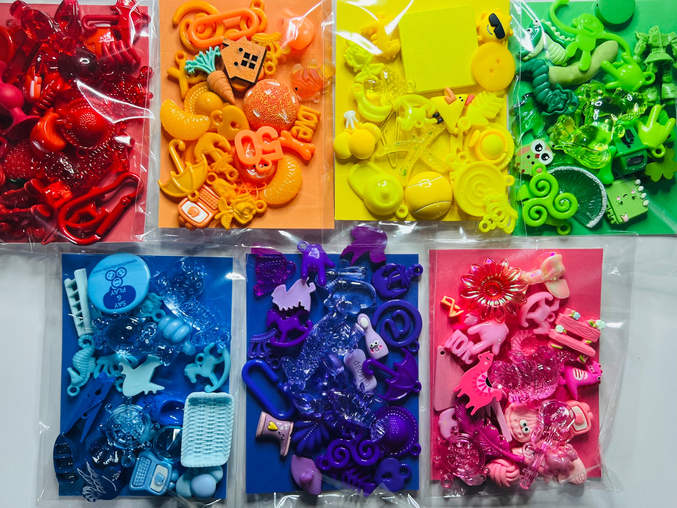 Trinkets for Color Sorting - Pick Your Color - Mini Objects Speech The ...