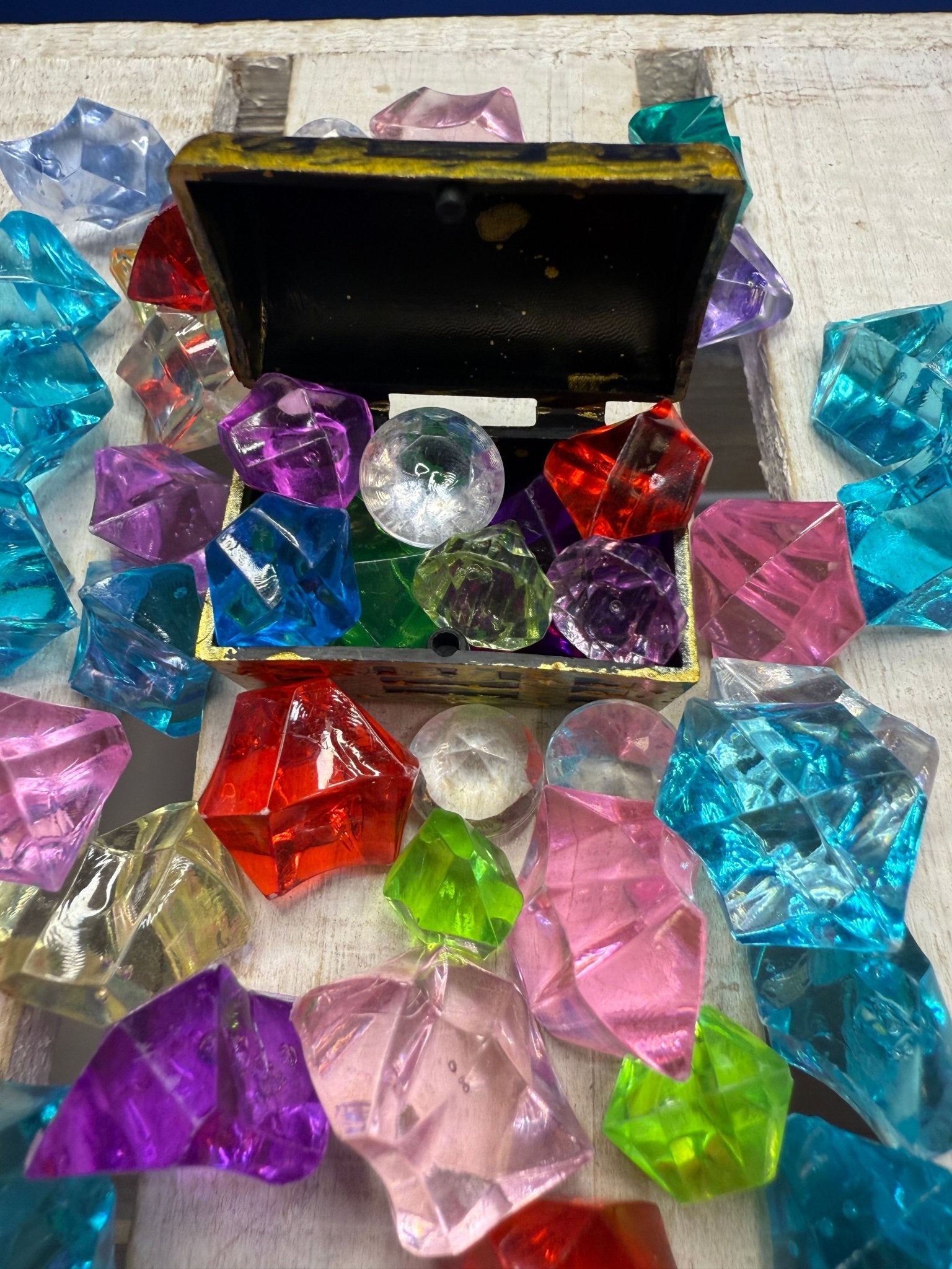 Mini Treasure Chest with Jewels for Pretend Play & Pirate theme Activi ...