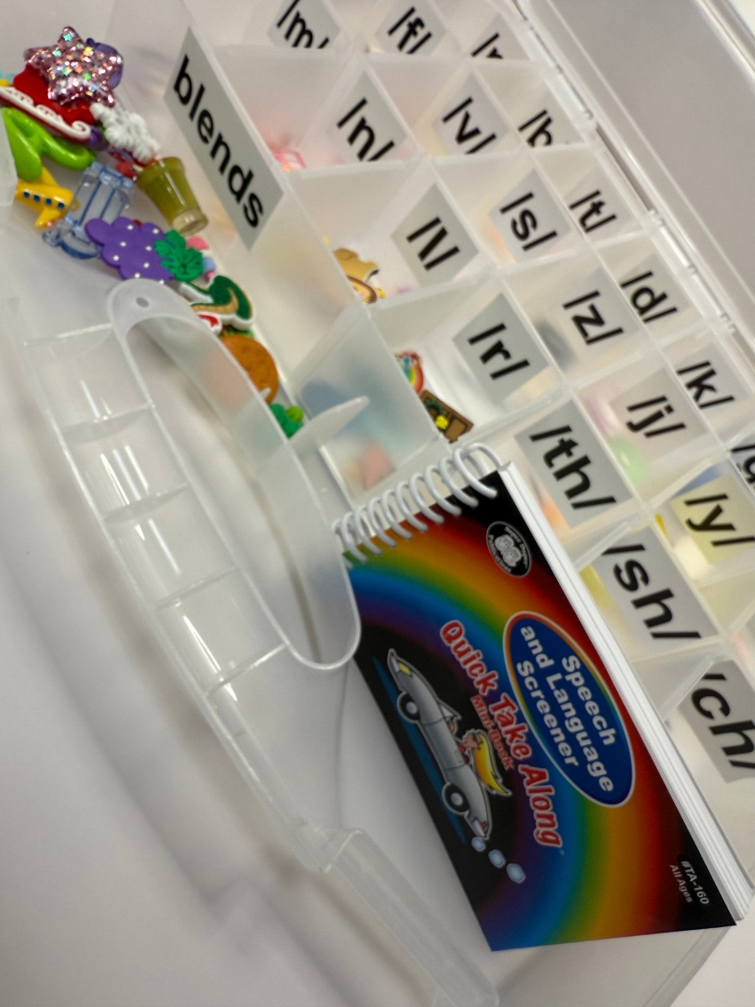 Speech Screen Kit with Mini Objects Articulation Screen for Teachers S ...